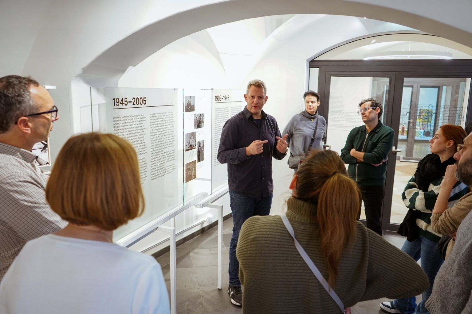 AJR Group takes an intensive look at Jewish Vienna – Jewish Welcome ...